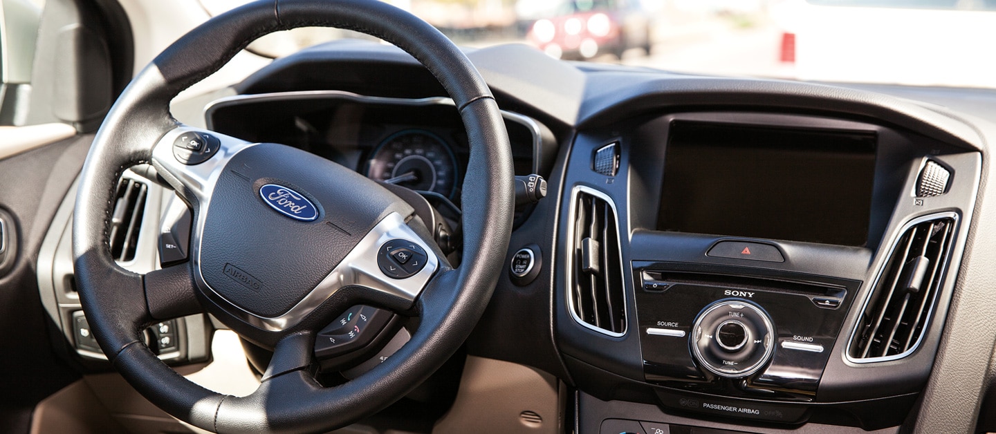 Ford Venezuela - Volante Telescópico con controles de audio